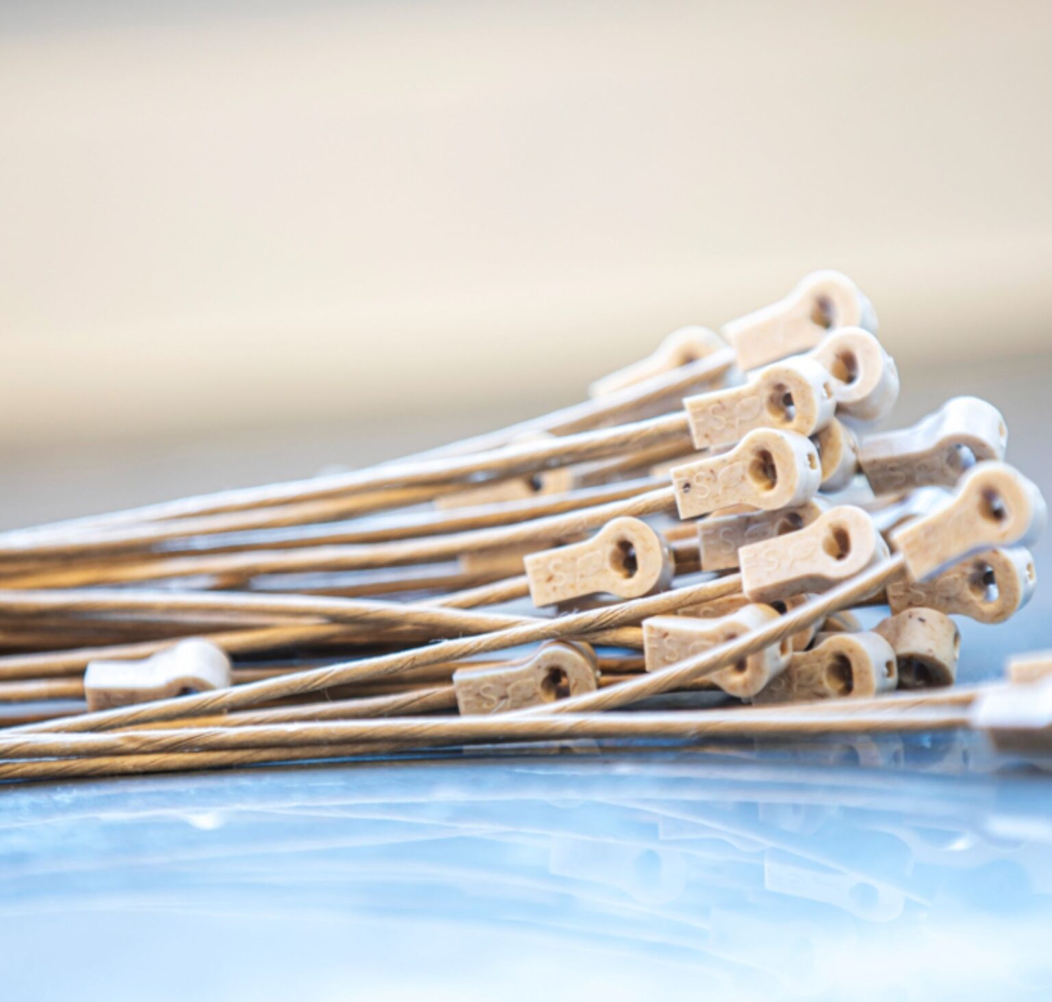 FibreStrap® – Eco-Paper Cable Tie Strong - BOTTA PACKAGING » eco ...
